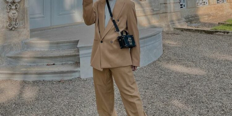 5 Inspirasi Outfit Bro Jabro, Content Creator yang Naik Daun