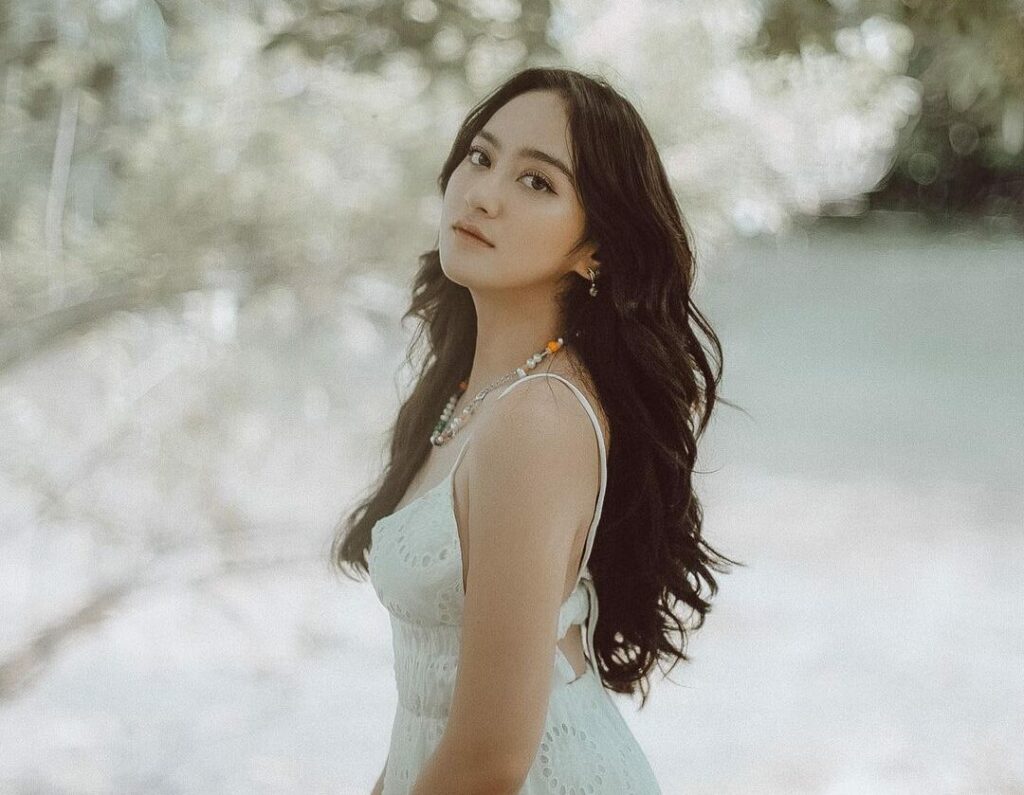 Profil dan Biodata Lengkap Salshabilla Adriani, Artis Multitalenta yang ...