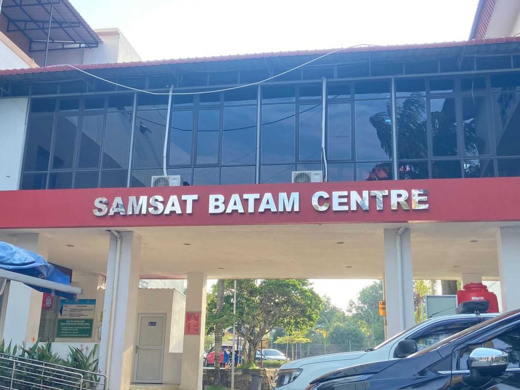 Informasi Terkait Pelayanan dan Program Samsat Batam Center